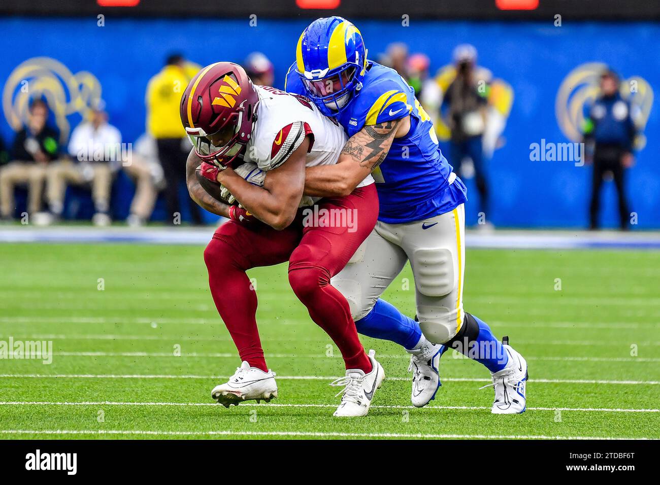Zach thomas rams hi-res stock photography and images - Alamy