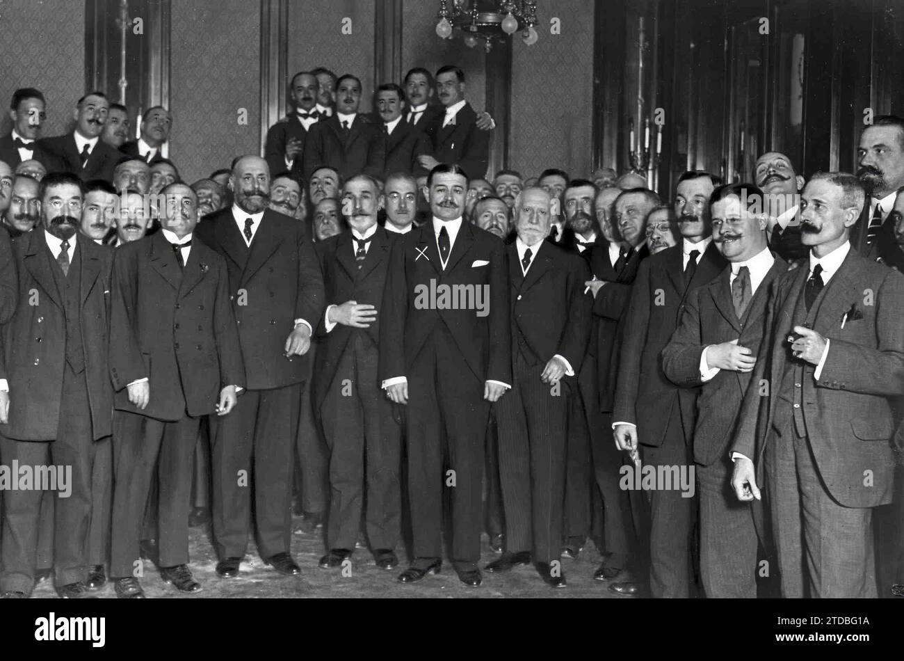 1918 restaurant hi-res stock photography and images - Alamy