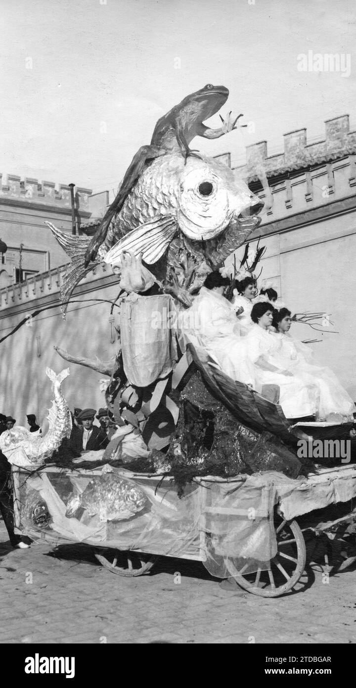 11/30/1916. Inauguration of a market in Valencia. Floats "the bottom of ...