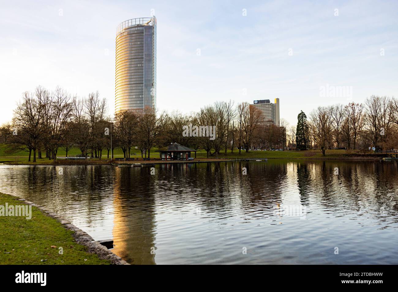 Hochwasser im park hi-res stock photography and images - Alamy