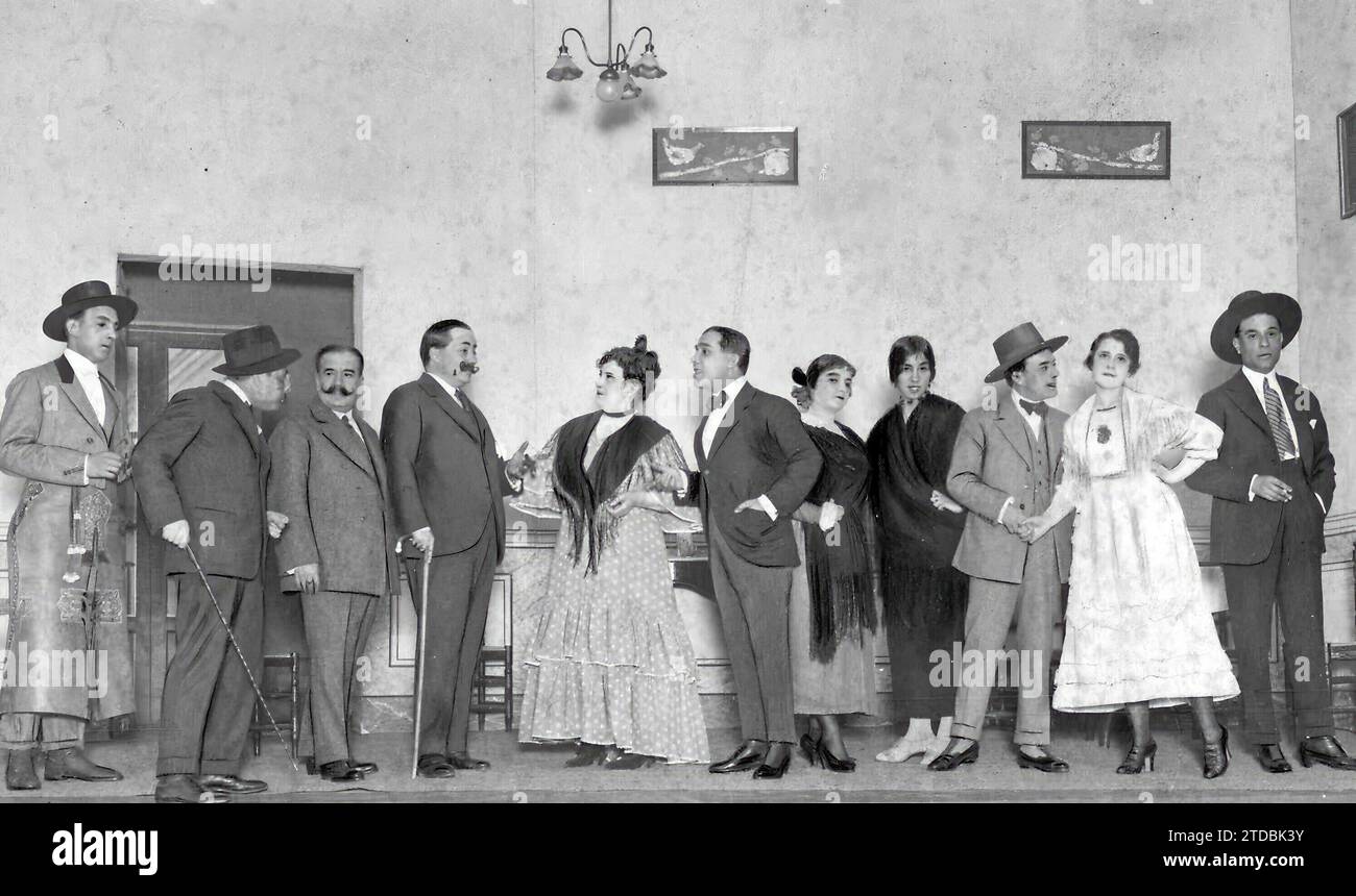 Alvarez quintero brothers hi-res stock photography and images - Alamy