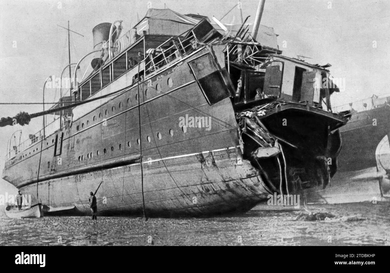 03/31/1916. The War at Sea. Condition of the hull of the Mail steamer ...
