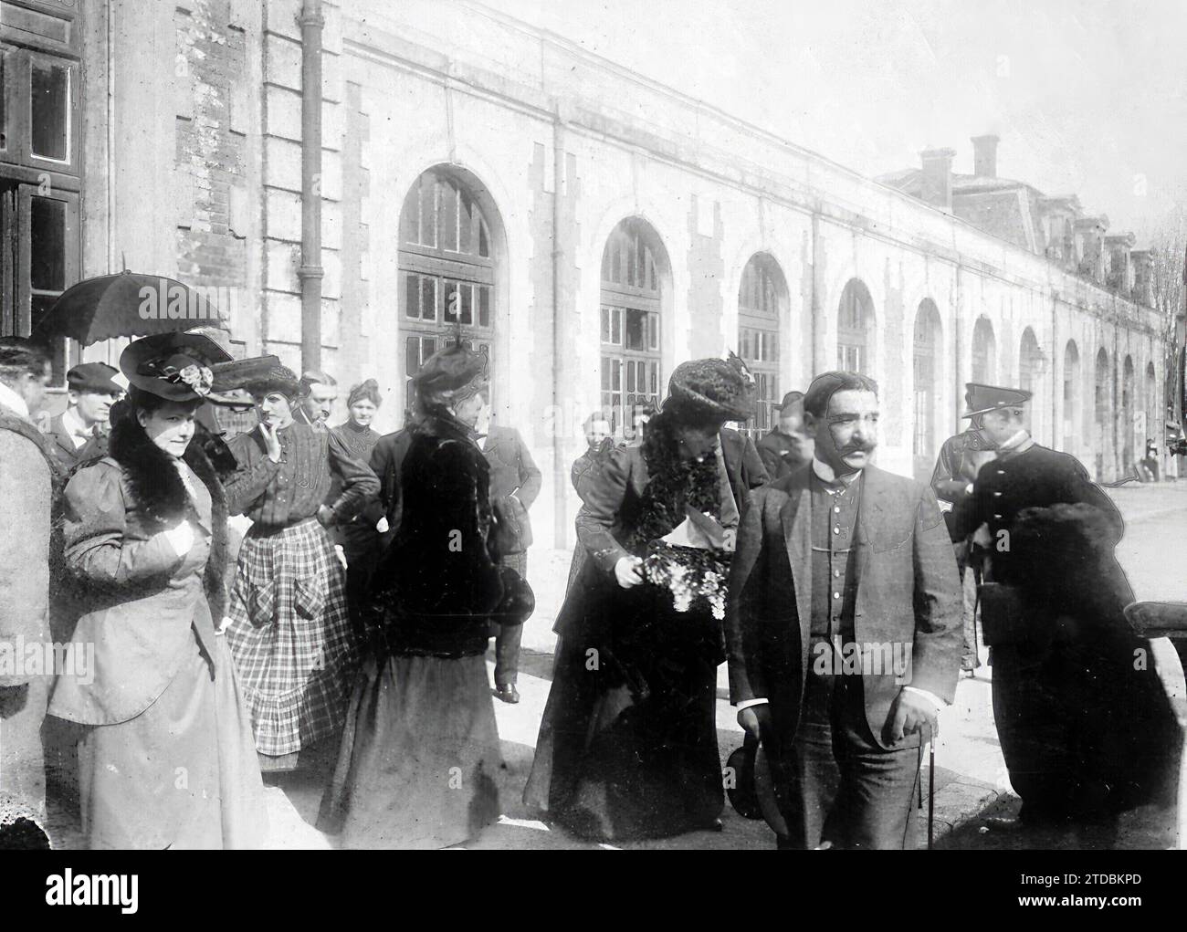 Vice consul hi-res stock photography and images - Alamy