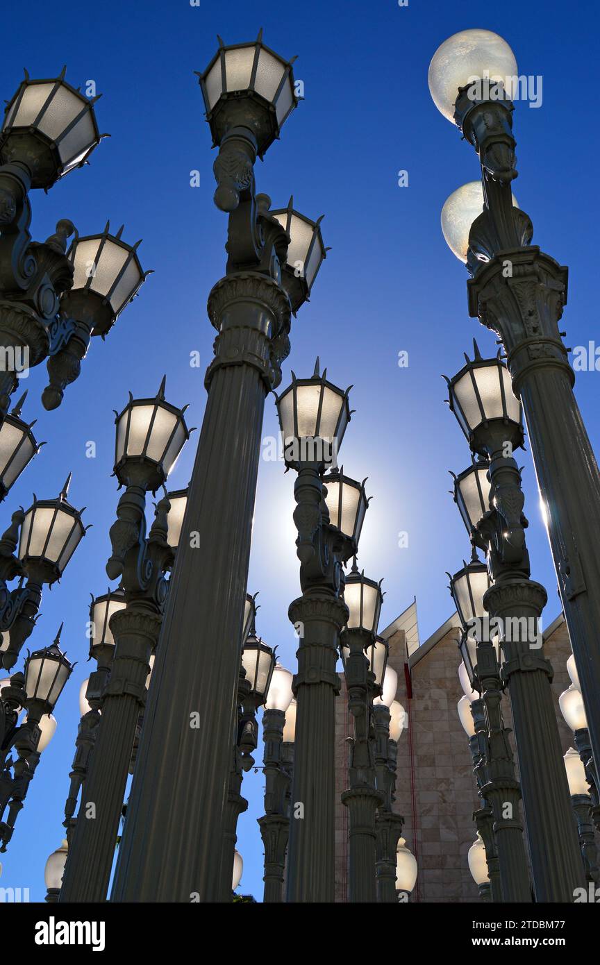 Multiple historic street lights stand in a pattern Stock Photo - Alamy
