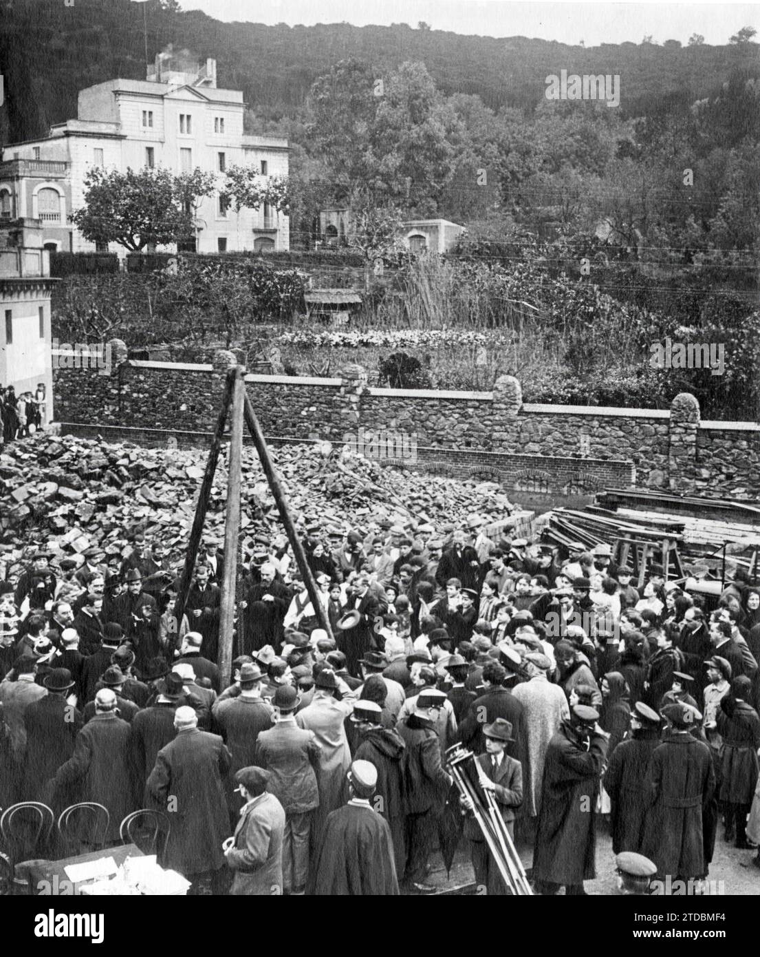 Inauguration stone hi-res stock photography and images - Alamy