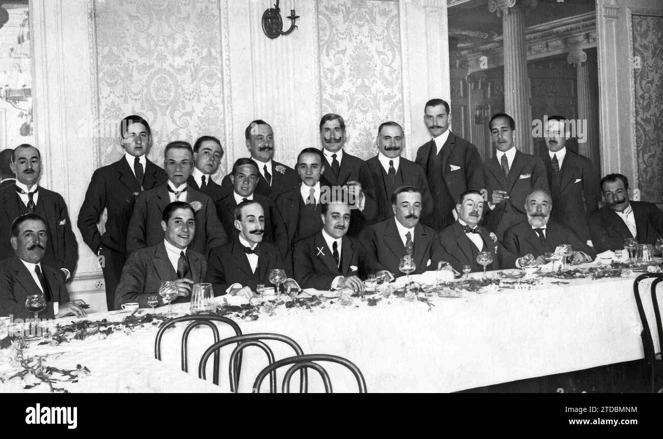 1918 restaurant hi-res stock photography and images - Alamy