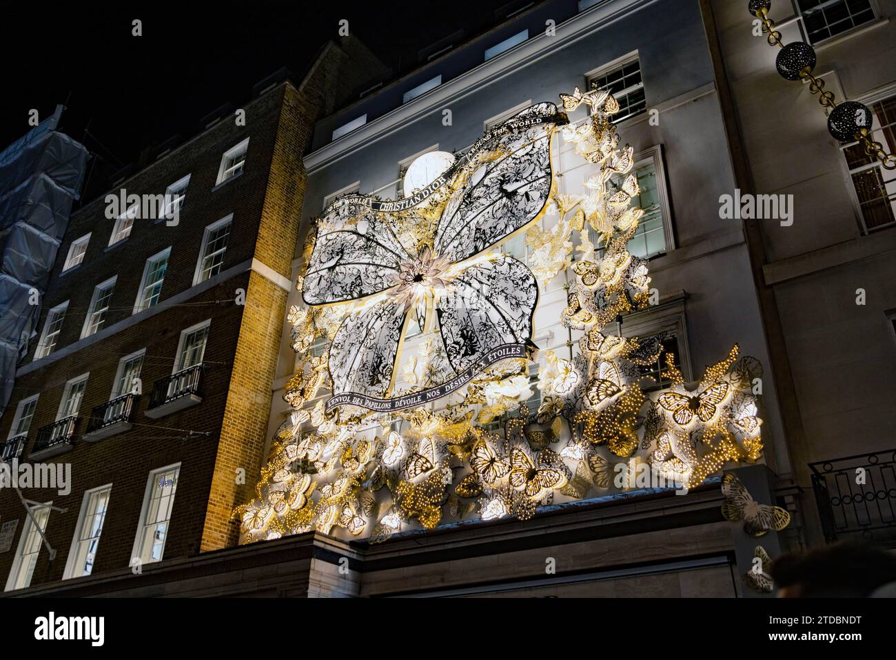 Bond street window displays hi-res stock photography and images - Alamy
