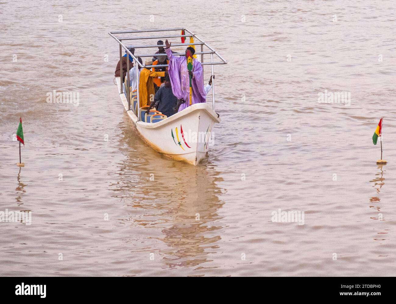 Senegal singers hi-res stock photography and images - Alamy