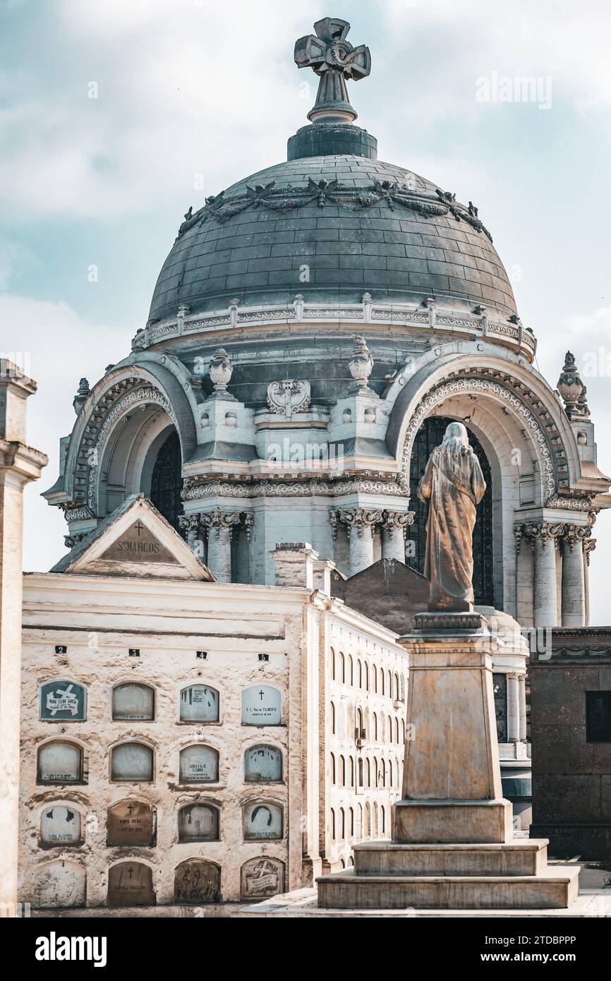 Maestro presbitero hi-res stock photography and images - Alamy