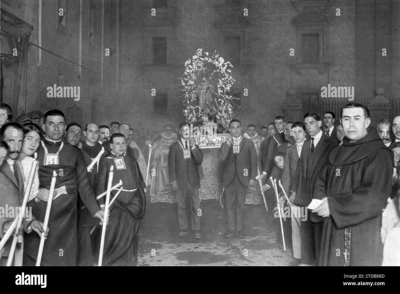 09/18/1917. In the Plaza de San Francisco el Grande, in Madrid, solemn ...