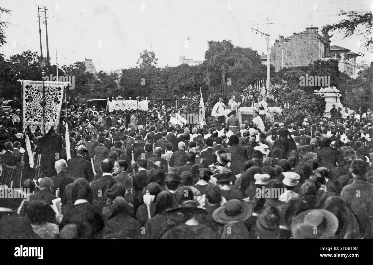 06/28/1917. Yesterday's religious ceremony in Madrid. The Ladies of the ...
