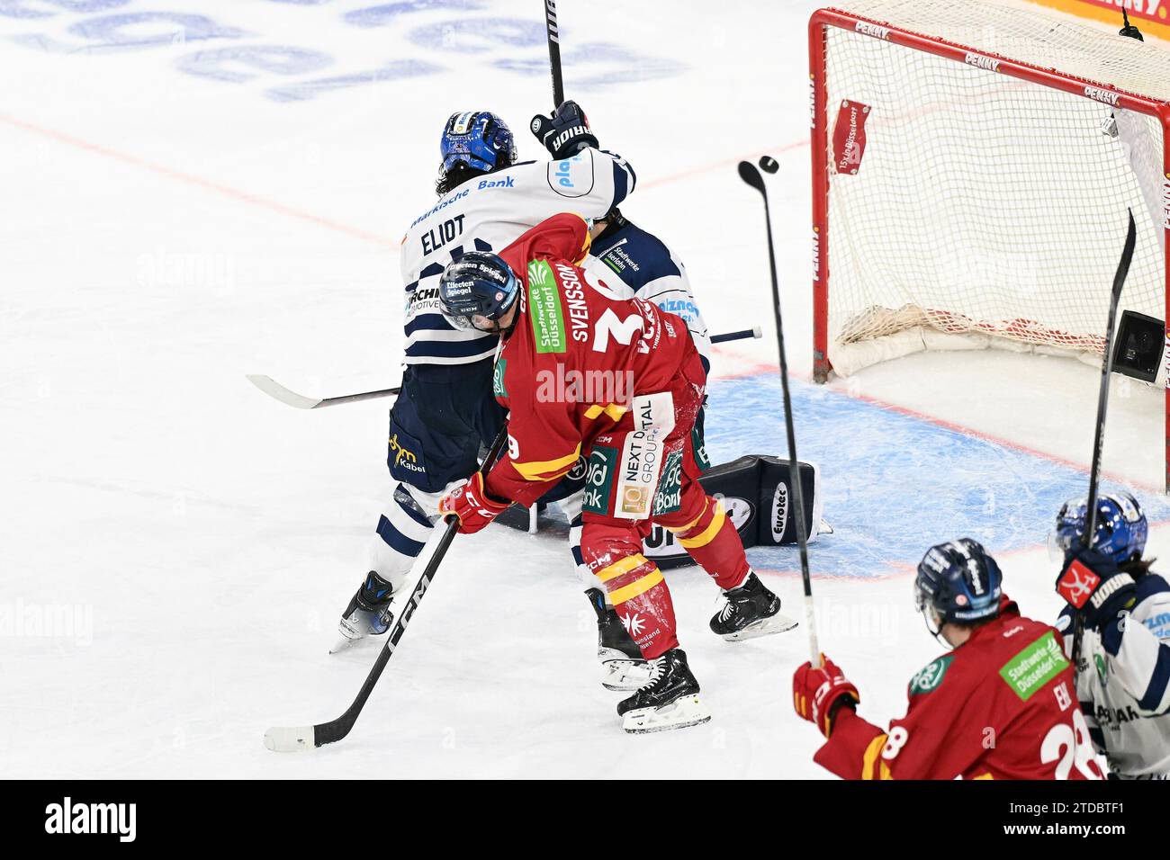 Mitch eliot hi-res stock photography and images - Alamy