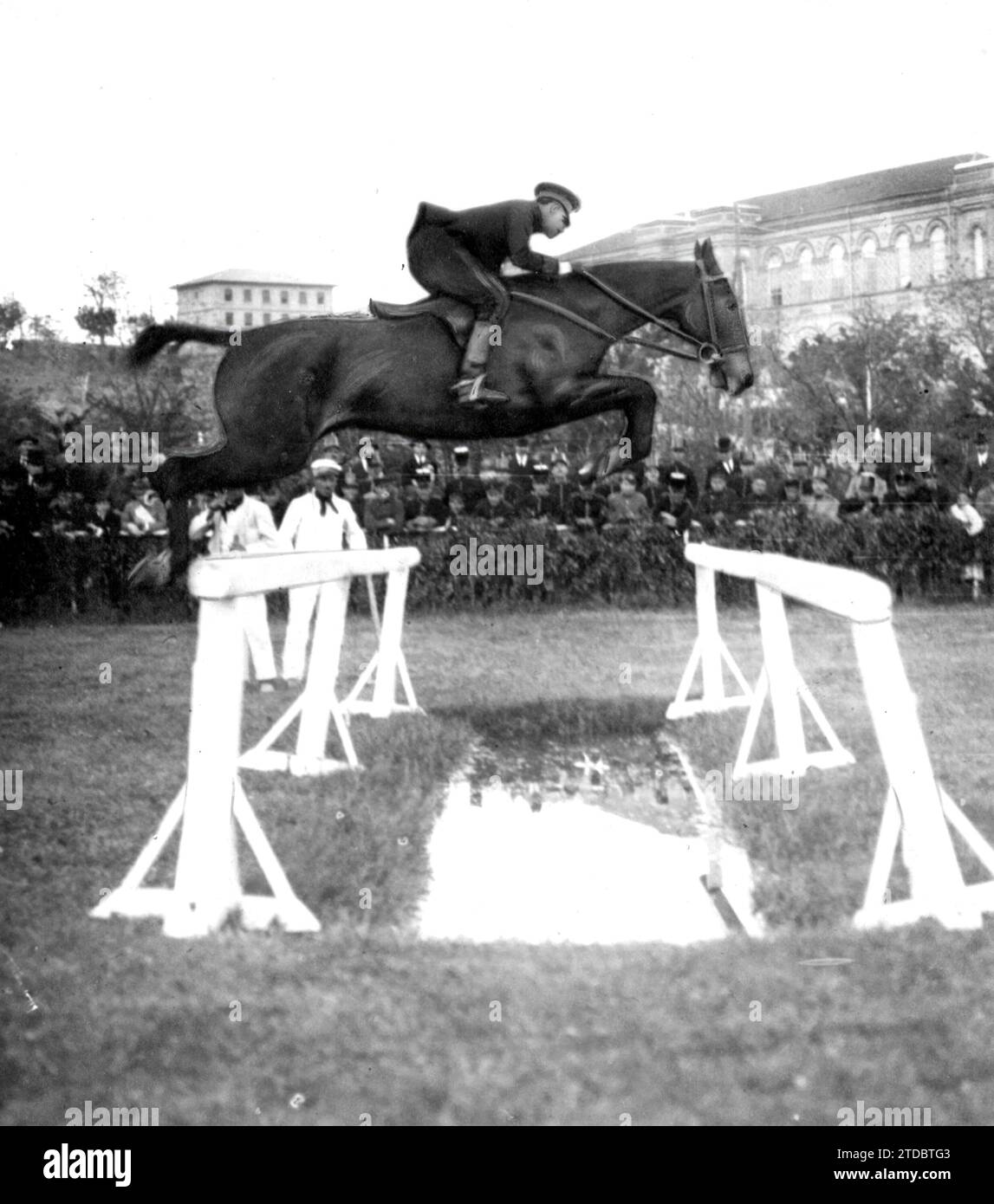 05/05/1919. Madrid. In the Equestrian competition. Mr. Felipe Gómez ...
