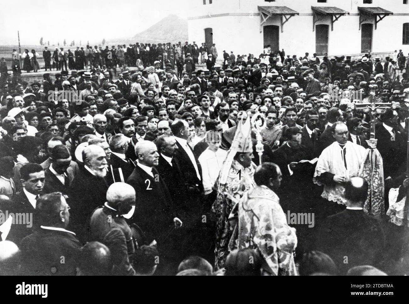 06/30/1916. Inauguration of a railway by the Archbishop of Zaragoza (I ...