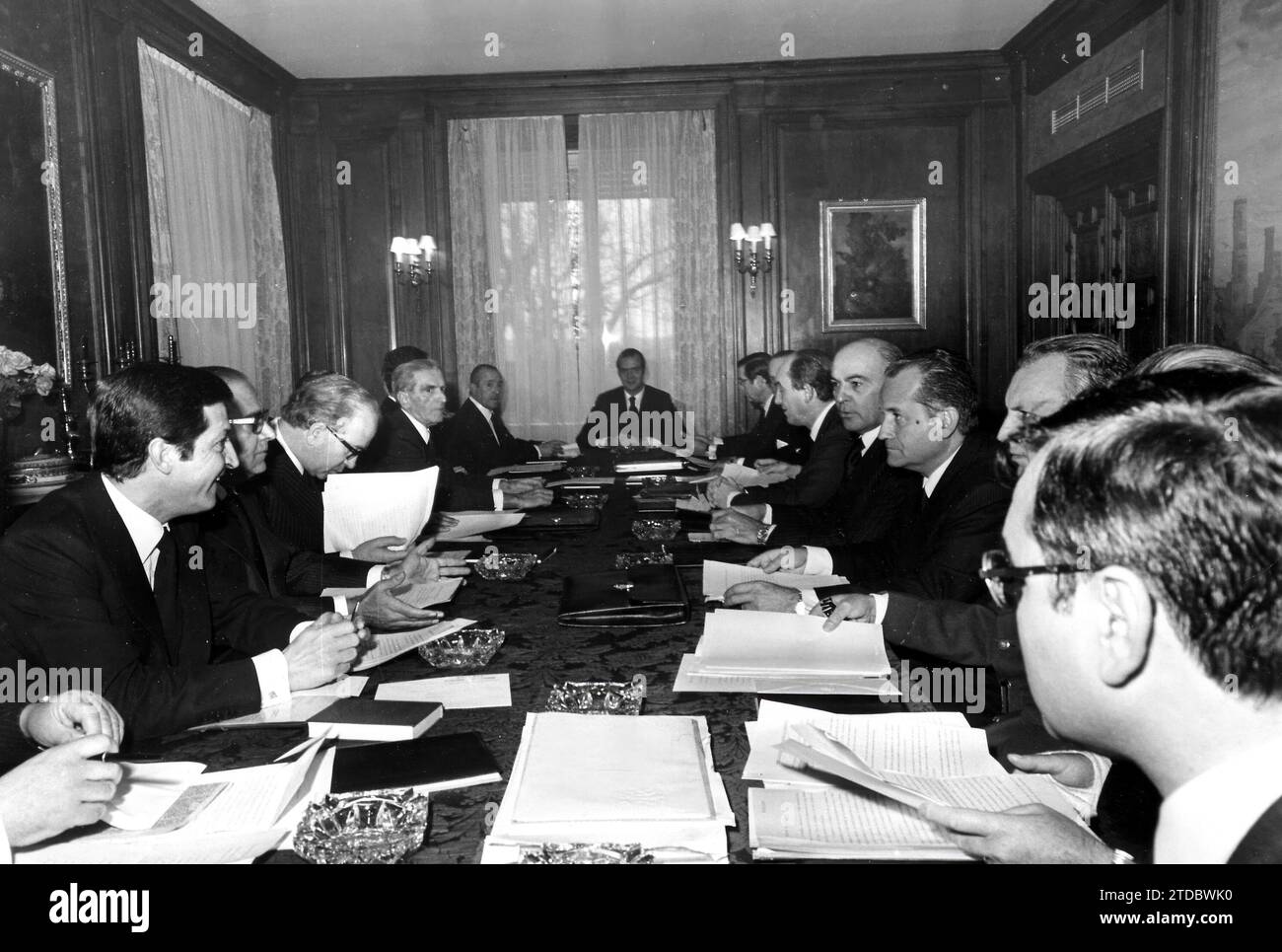 14 12 1975 hi-res stock photography and images - Alamy