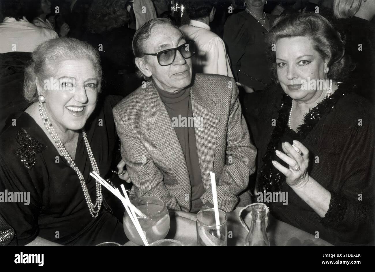 Barcelona..........Mary Santpere (Singer, Actress...), in Laimagen with ...