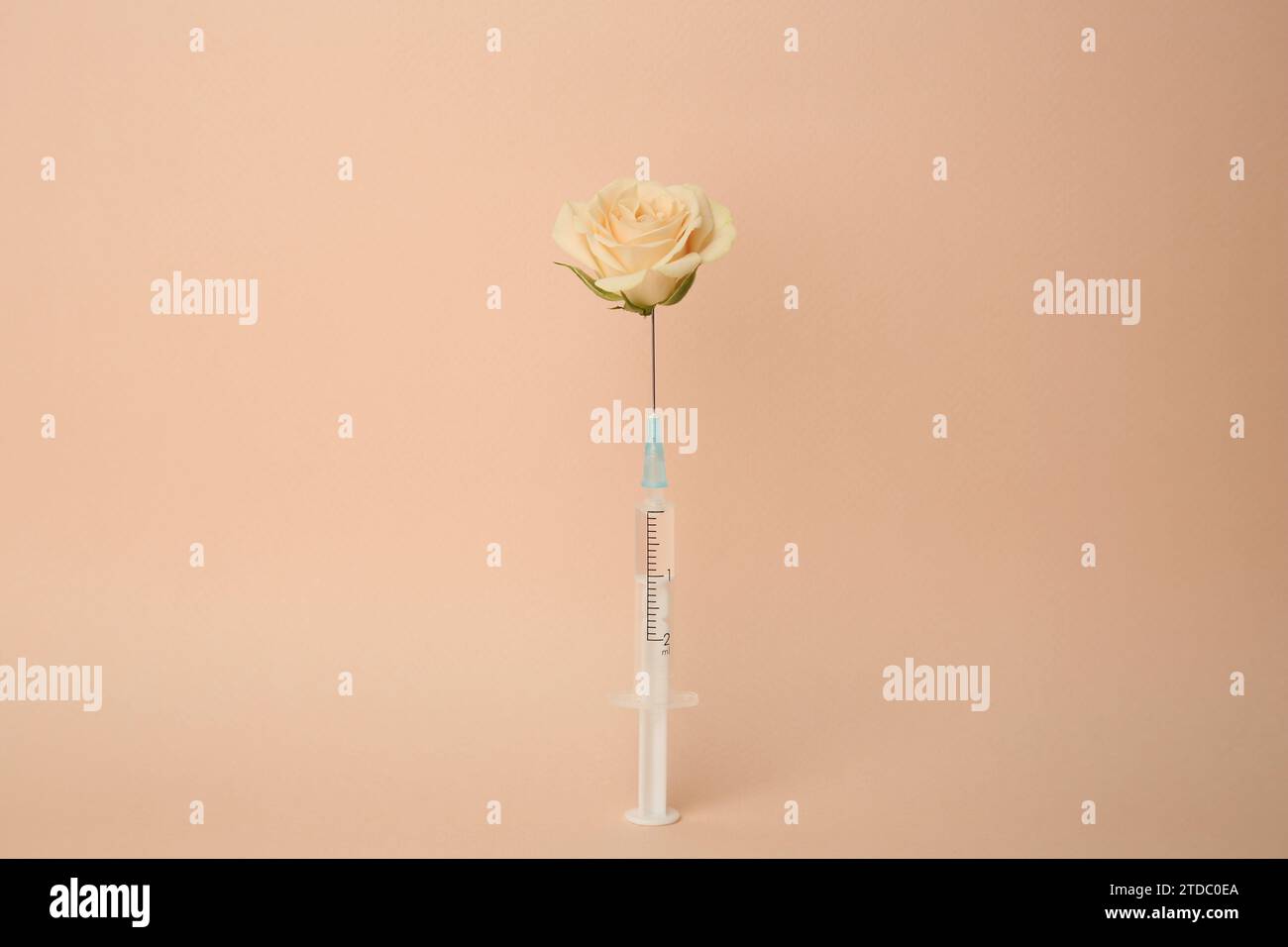 Inject flower hi-res stock photography and images - Alamy