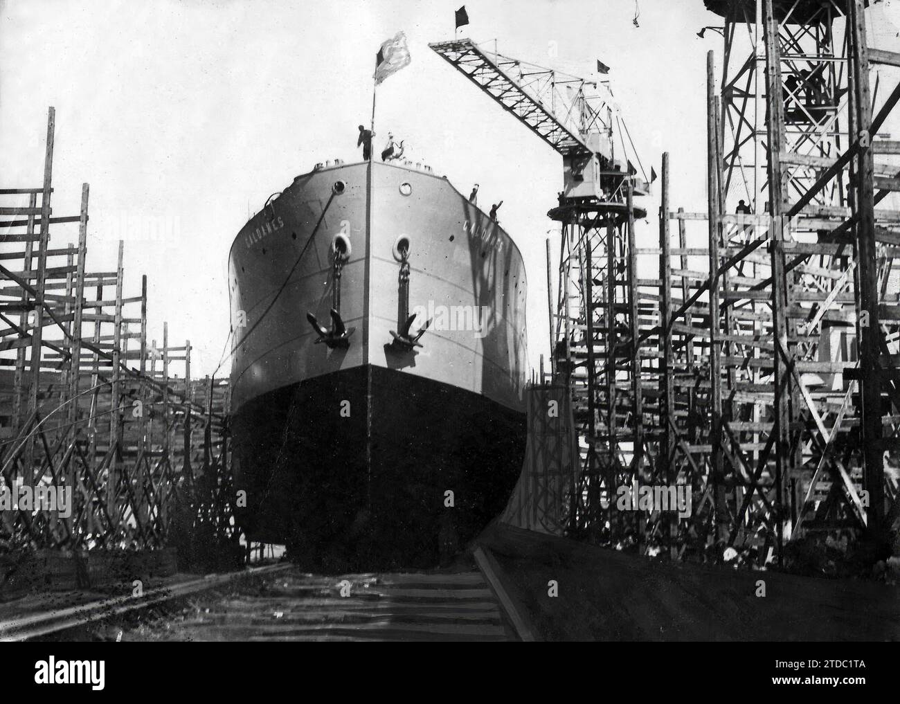 05/24/1918. The hull of the Steamboat "Galdames" Moments before being ...