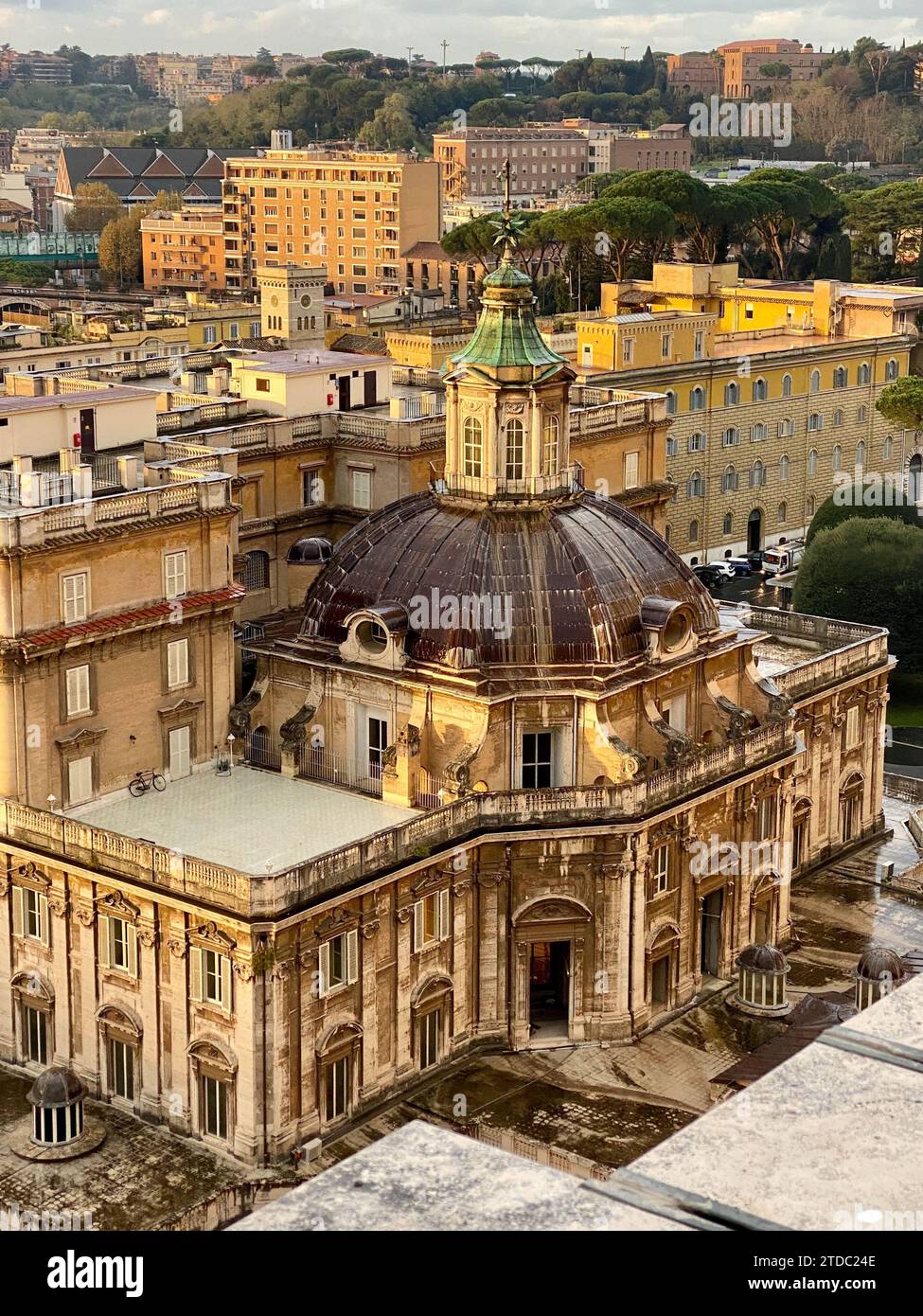 Museum vatican night hi-res stock photography and images - Alamy