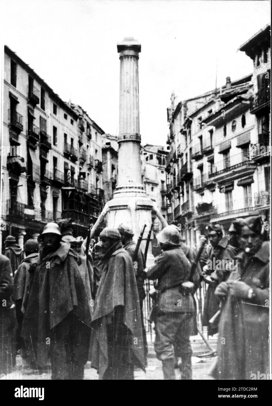01/21/1938. Spanish Civil War. The Combatants Precariously Sheltered ...