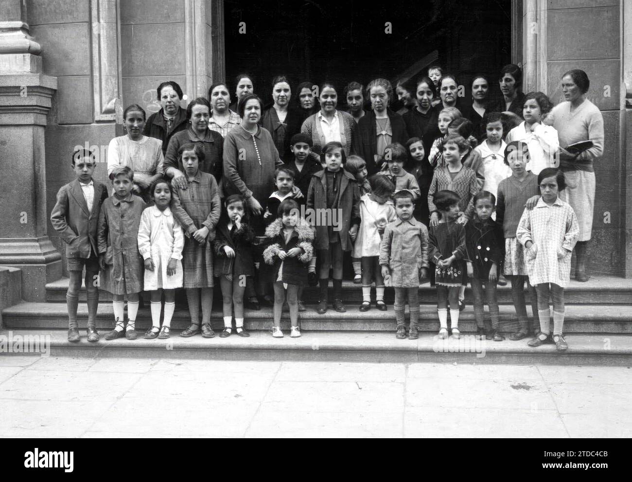 Madrid, November 1928. Mothers attending the school medical inspection ...