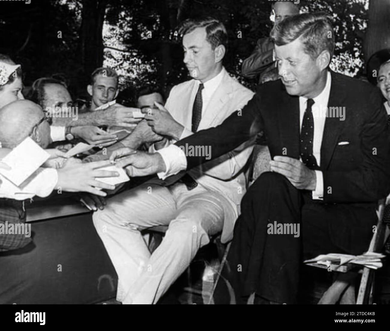 In the photo, Vidal and Kennedy appear in the middle of the electoral campaign, in 1960. Credit ...