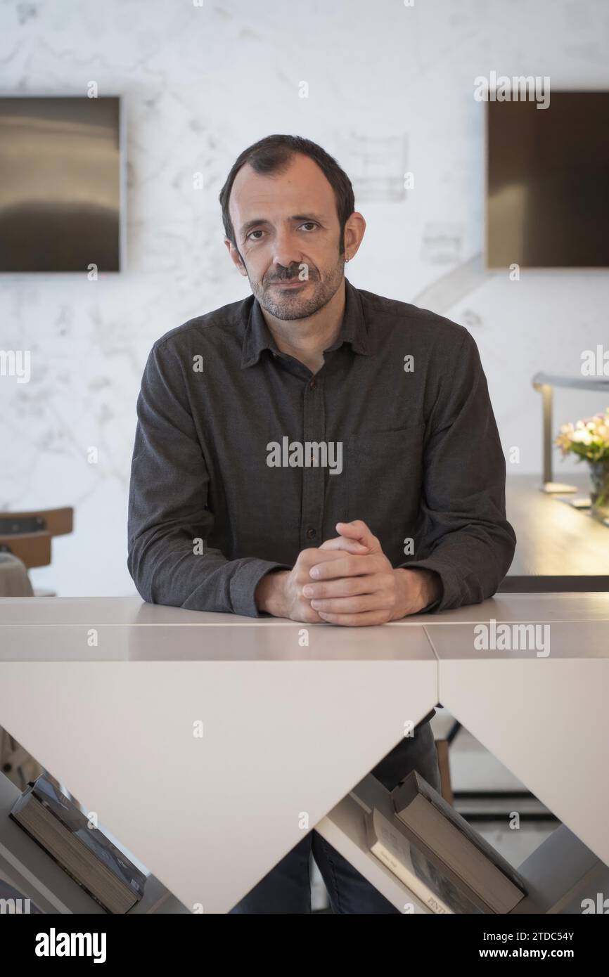 Seville, 03/14/2022. Photos of Isaac Rosa, who presents his novel ?A ...