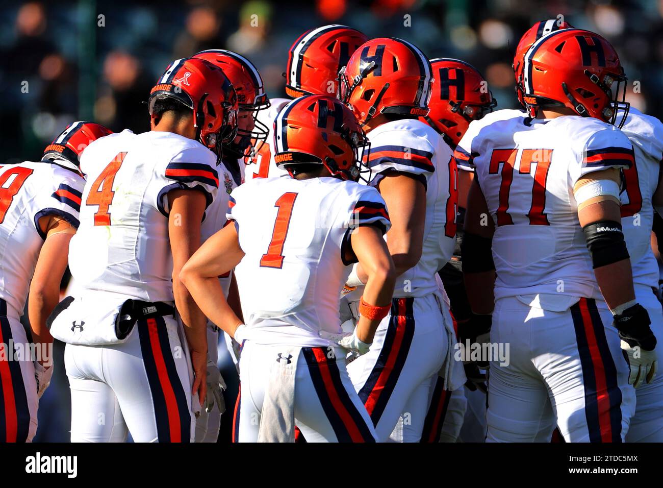 Hyogo, Japan. 17th Dec, 2023. Hosei University "Orange" team group ...
