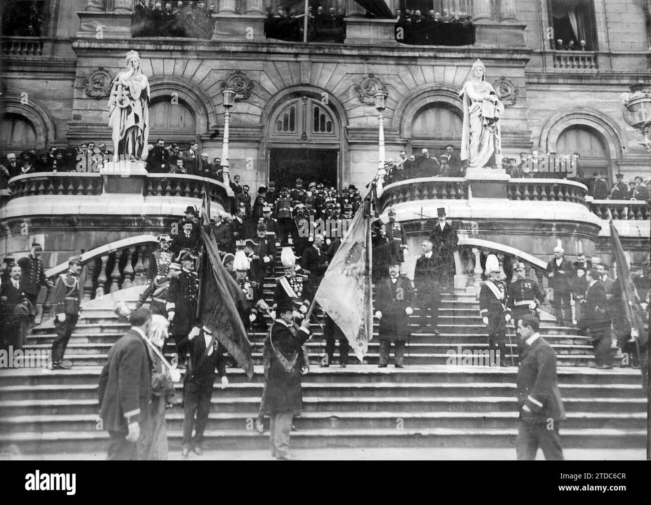 Bilbao siege hi-res stock photography and images - Alamy