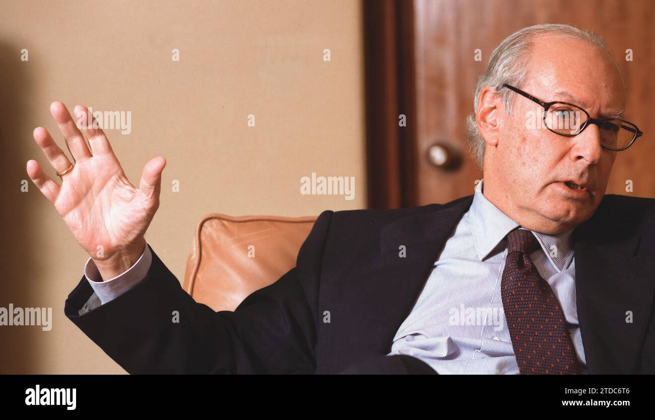 Madrid, 11/14/2002. Interview with Miguel Boyer, president of Clh ...