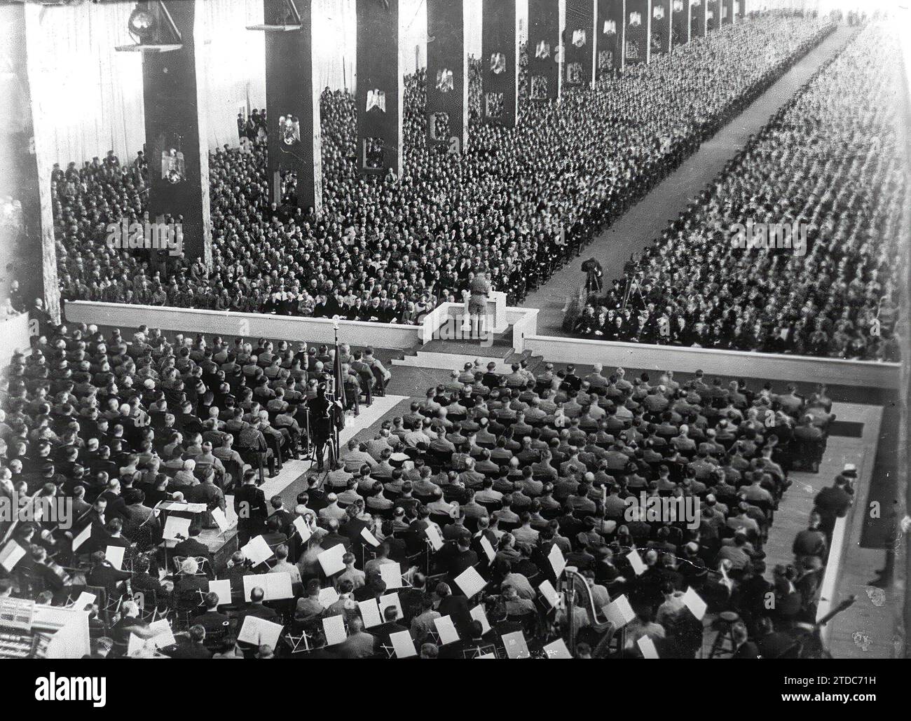 Nuremberg, 9/10/1935. Solemn opening of the congress of the National ...