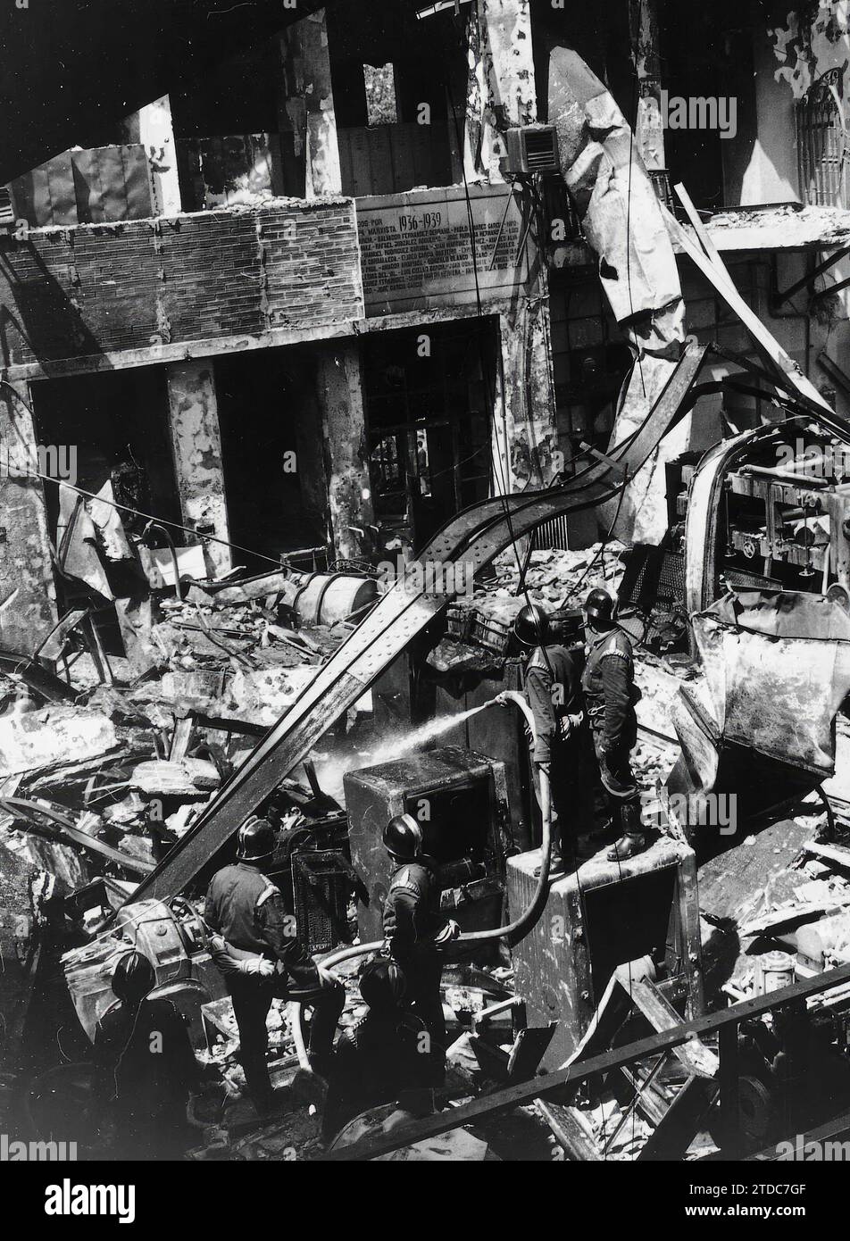 A short circuit triggered a violent fire on 05/26/1967 in the ABC ...