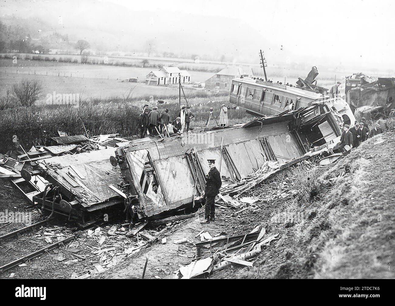 01/31/1921. Railway disaster in England. Condition of the three express ...