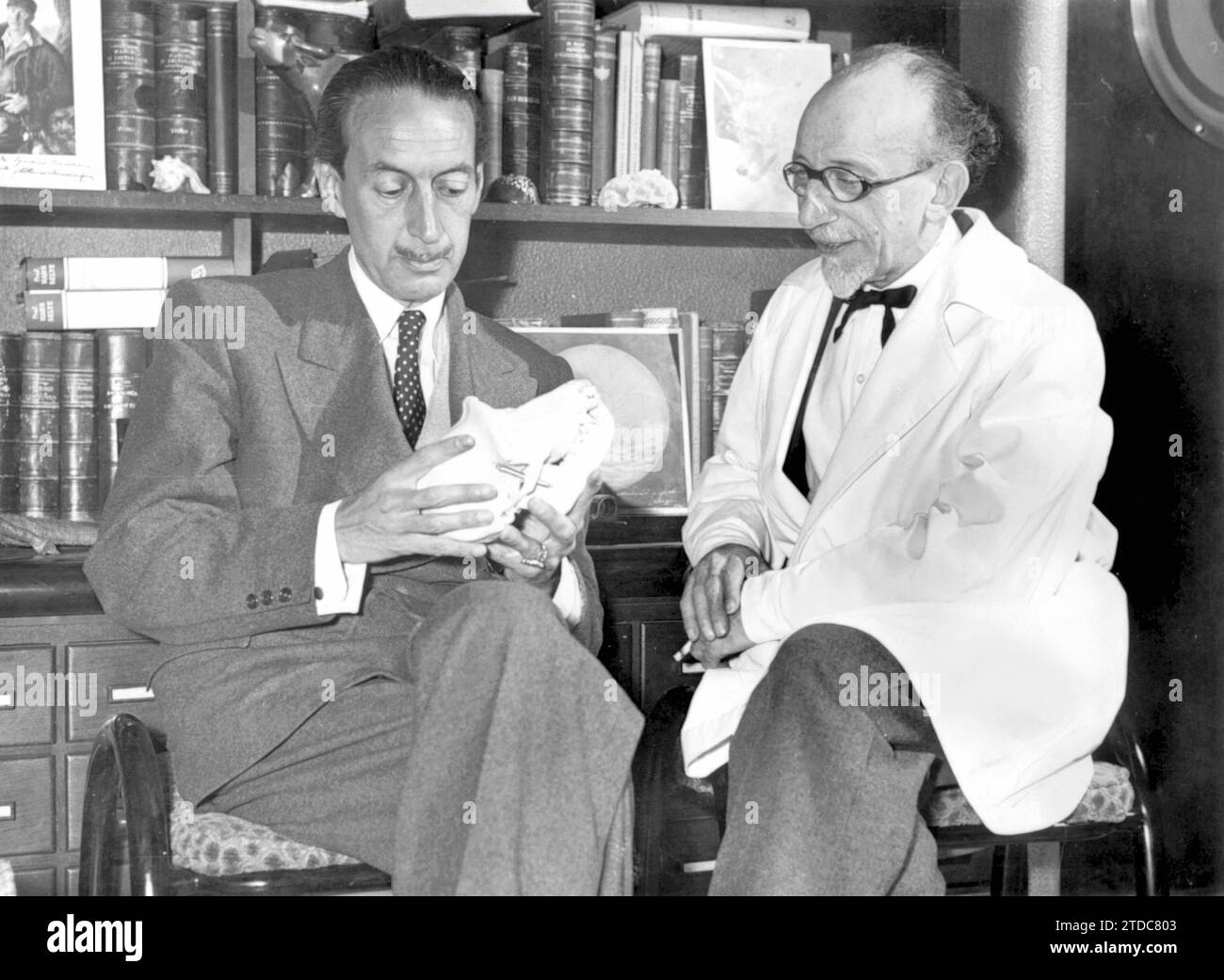 Cesar perez Black and White Stock Photos & Images - Alamy