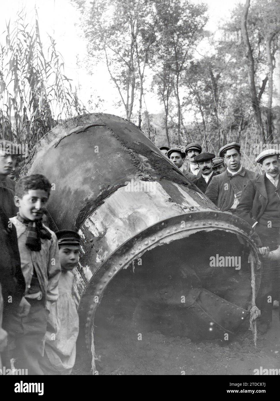 Boiler explosion hi-res stock photography and images - Alamy