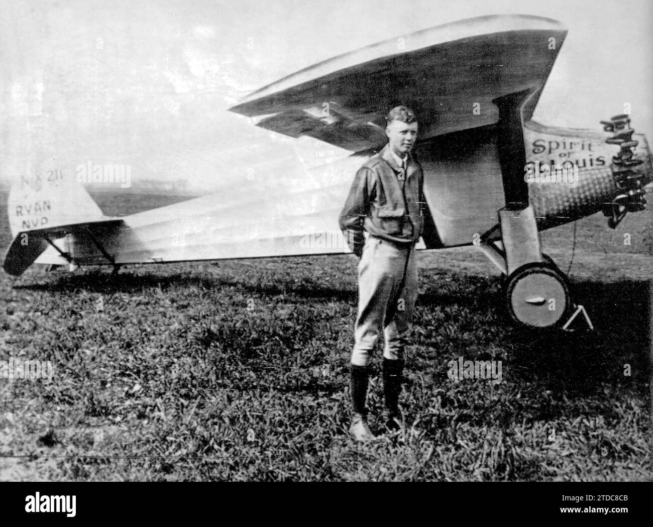 12/31/1929. The American pilot Charles A. Lindbergh with his plane "the Spirit of Saint Louis ...