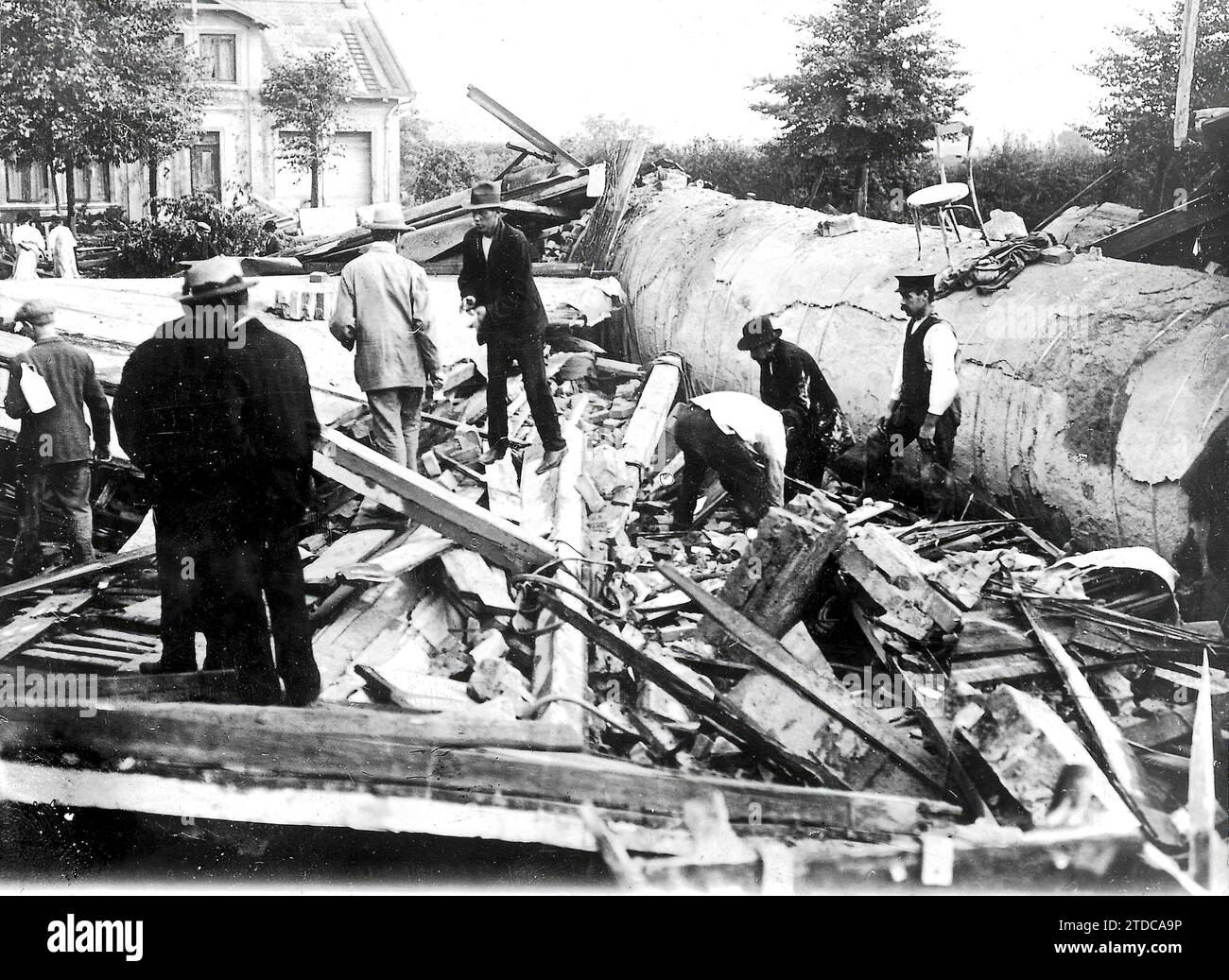 Boiler explosion hi-res stock photography and images - Alamy