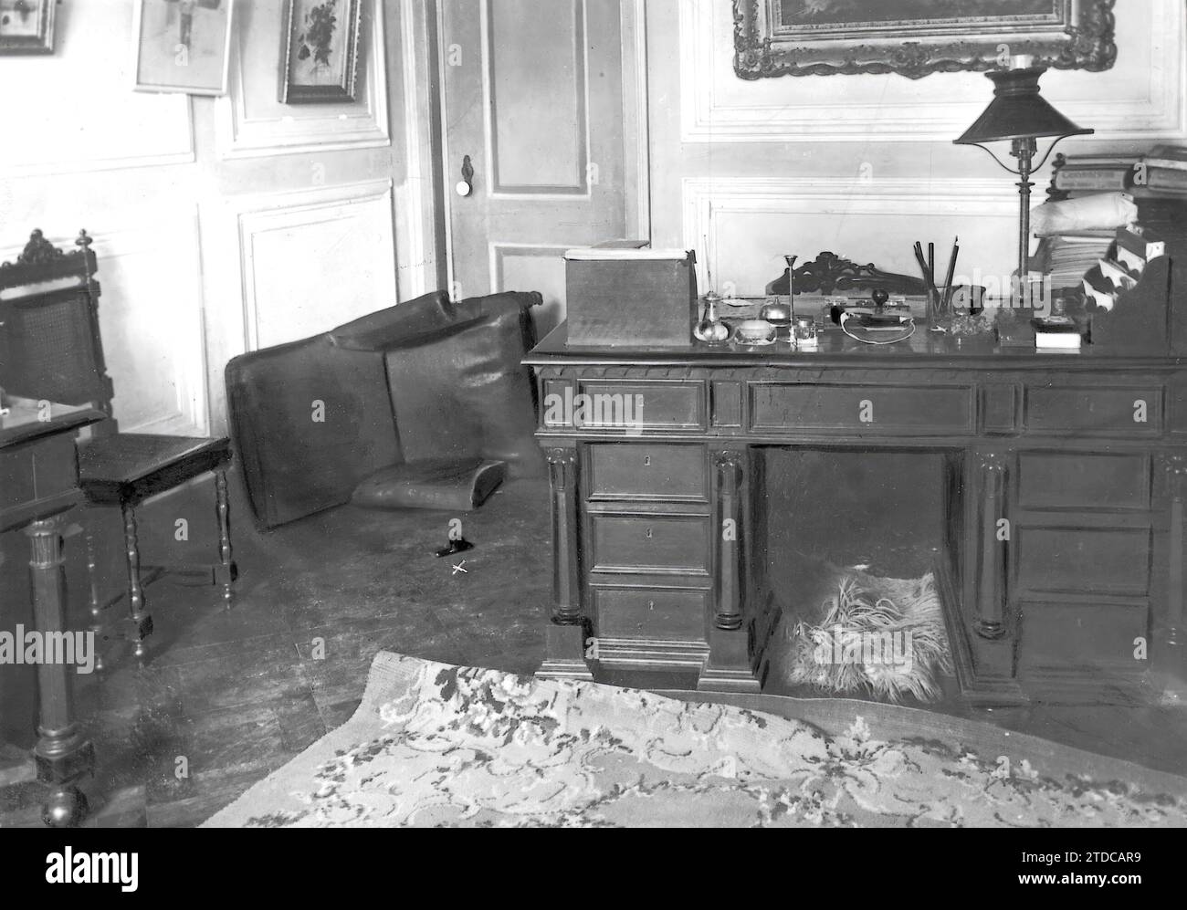 10/13/1910. At Dr. Bombarda's house. Office where Lieutenant Rebello ...