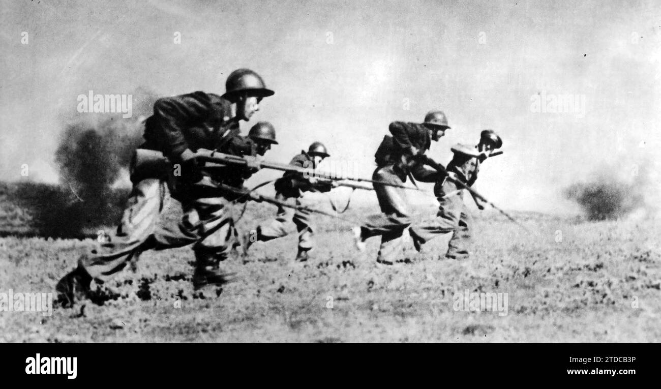 Gandesa (Tarragona), 1938. Battle of the Ebro. The 46th Division of El ...