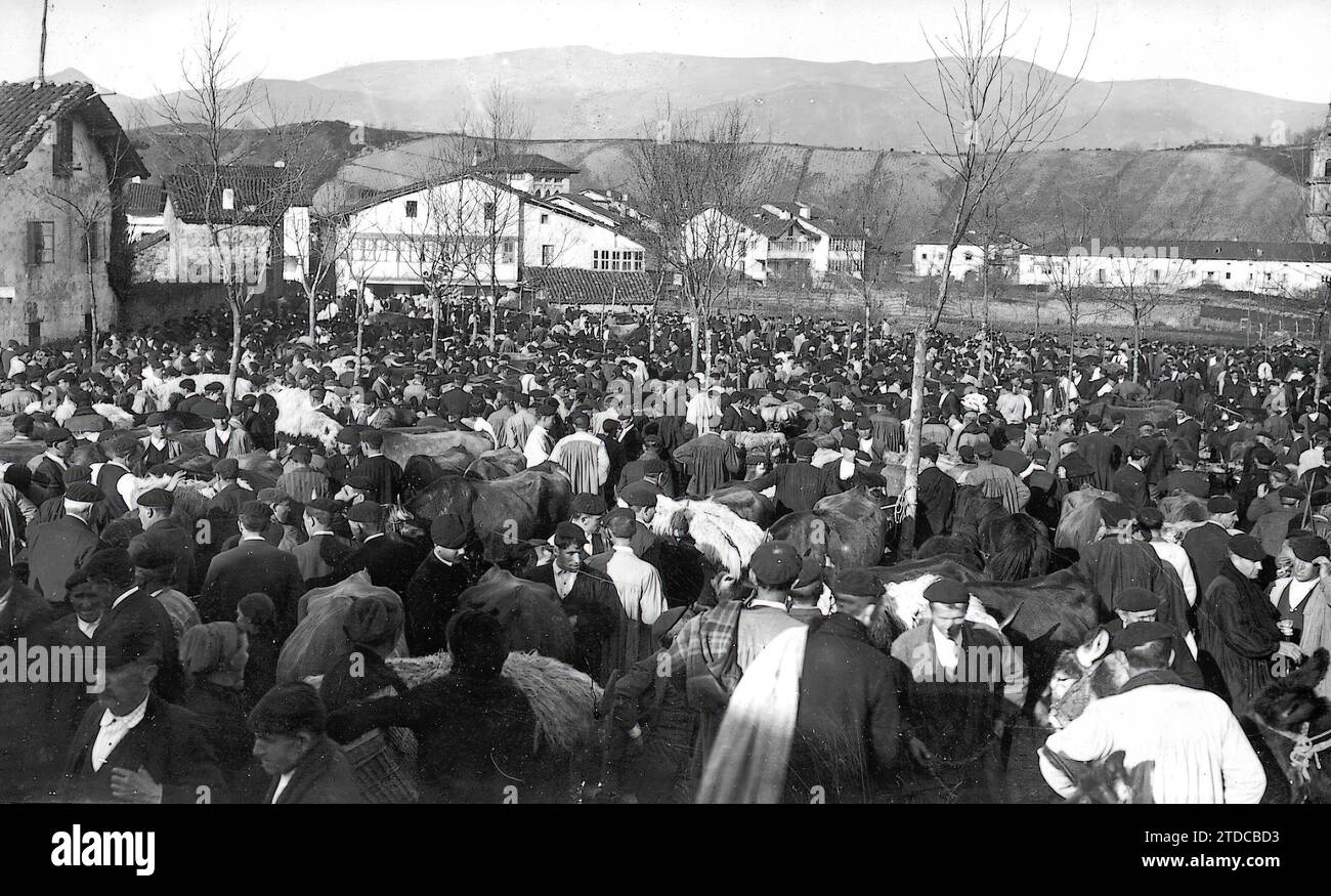 01/31/1920. Guipuzcoa. A Famous Fair. Aspect of the San Blas Fair, in ...