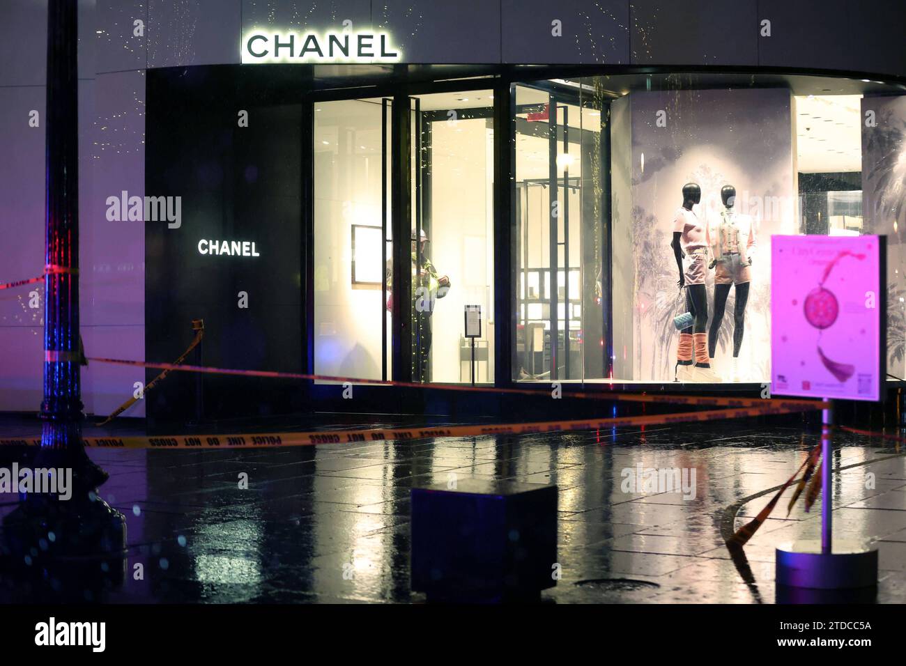 WASHINGTON, D.C. - DECEMBER 17: View of a Chanel boutique at the City ...