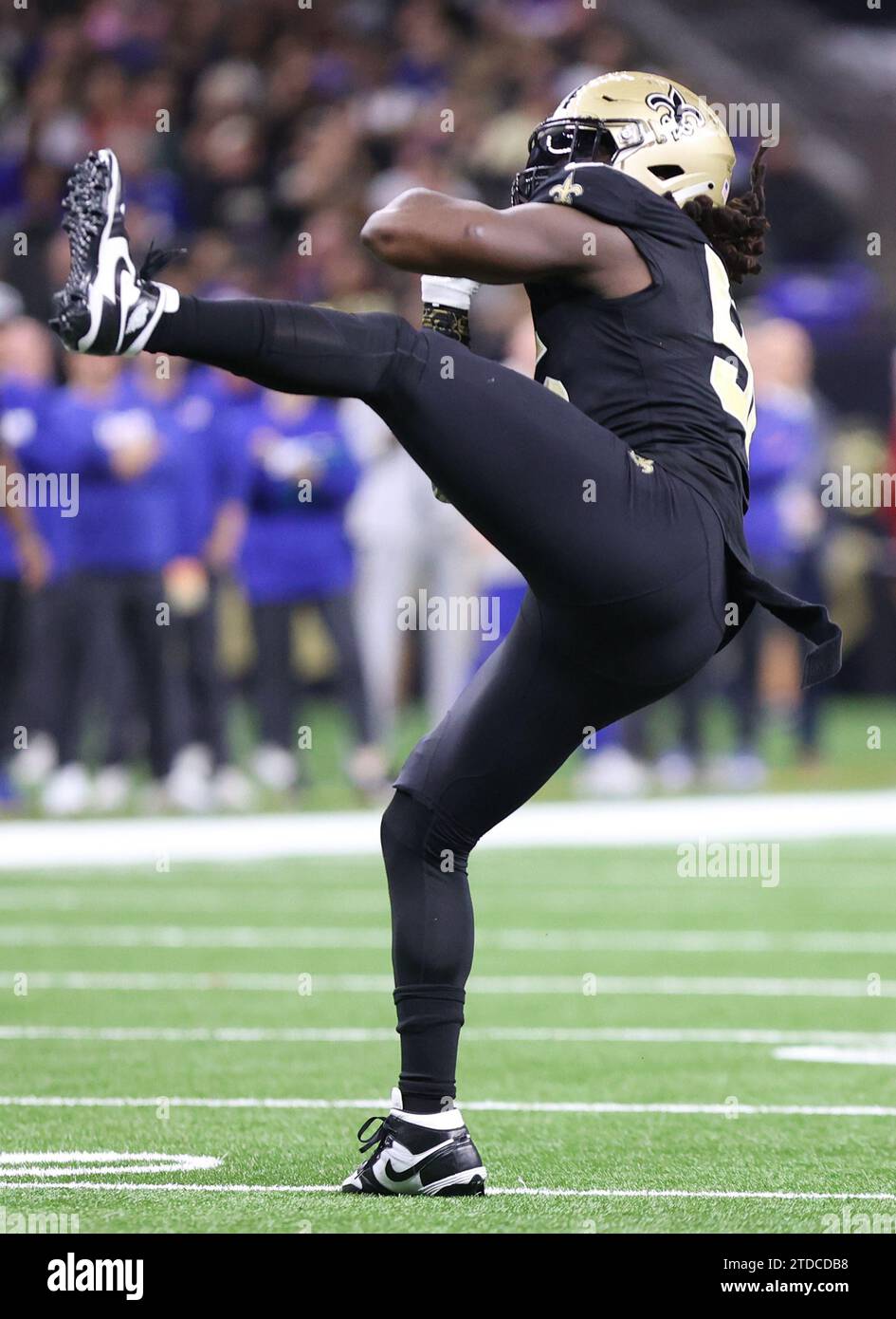New Orleans, USA. 17th Dec, 2023. New Orleans Saints linebacker Demario ...