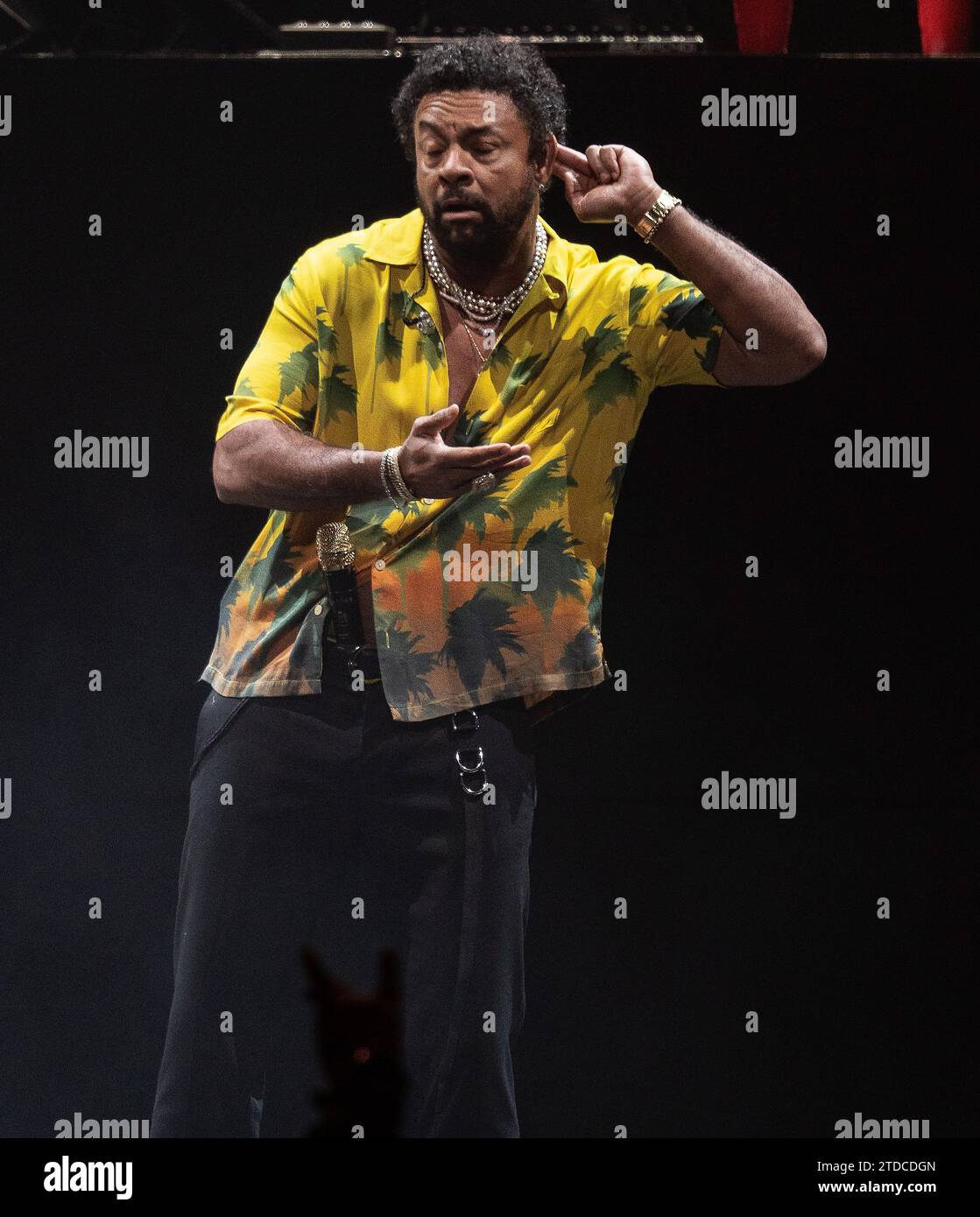 Sunrise, USA. 16th Dec, 2023. Shaggy performs onstage during ...