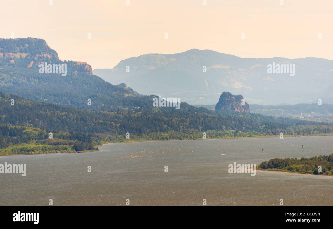 Crown Point at the Vista House State Scenic Corridor, Columbia River ...