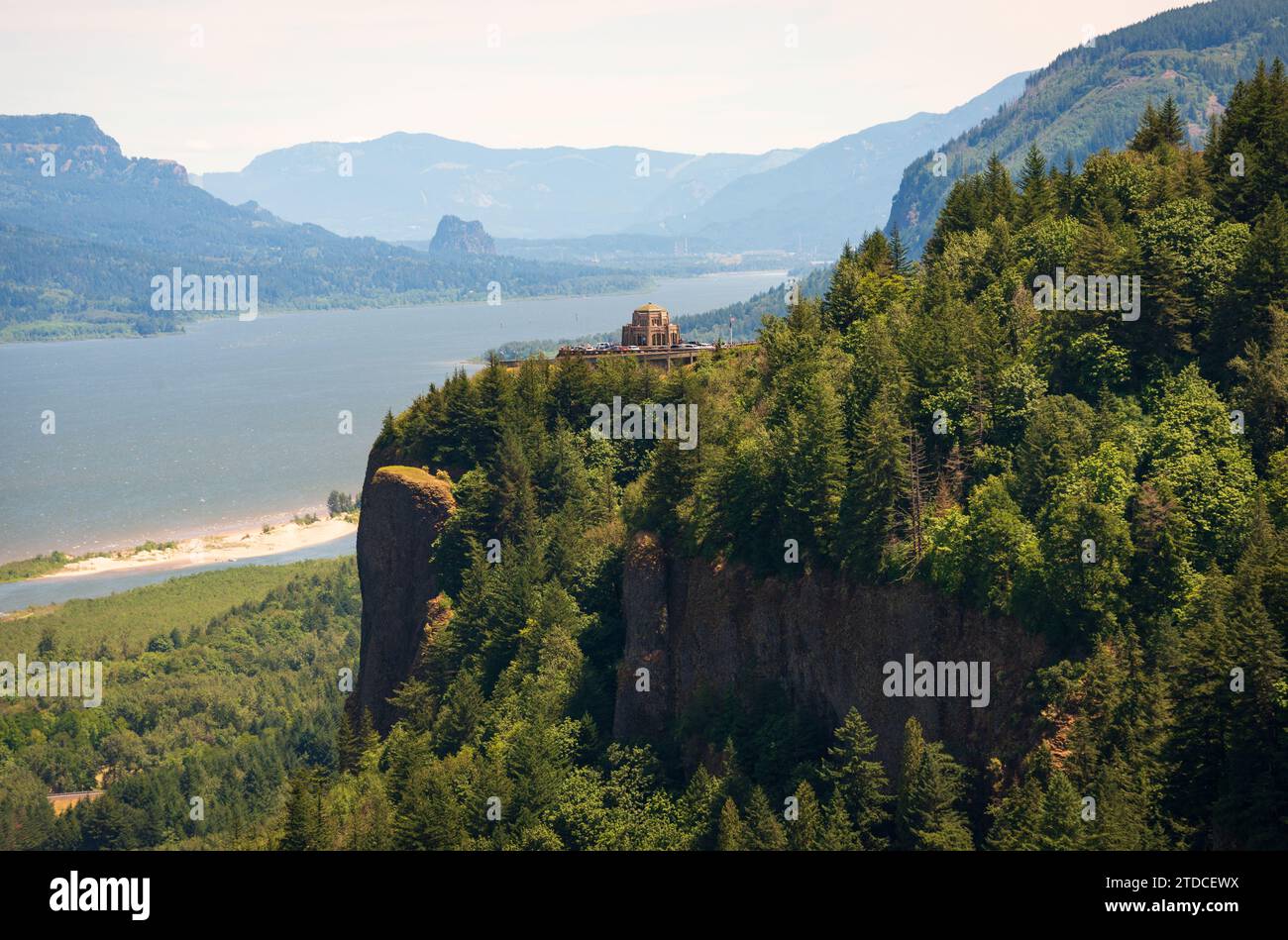 Crown Point at the Vista House State Scenic Corridor, Columbia River ...
