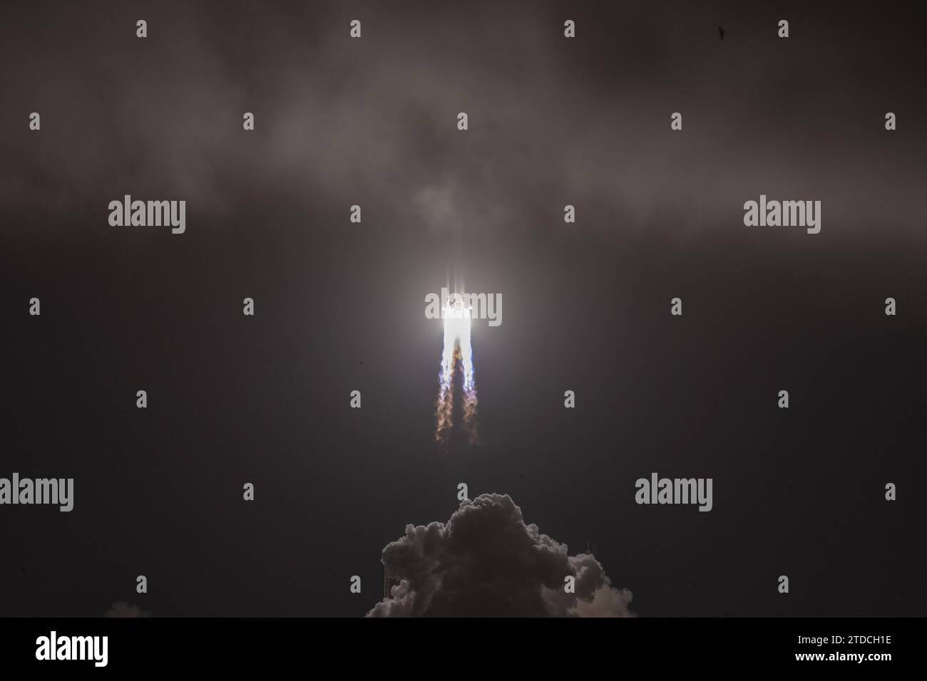 **CHINESE MAINLAND, HONG KONG, MACAU AND TAIWAN OUT** China ...