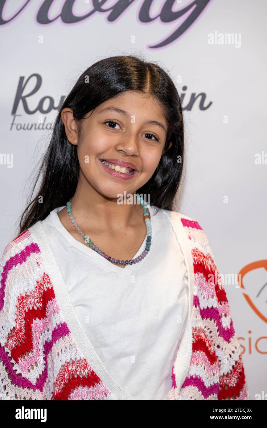 Los Angeles, USA. 17th Dec, 2023. Influencer Kassandra Becerra attends ...