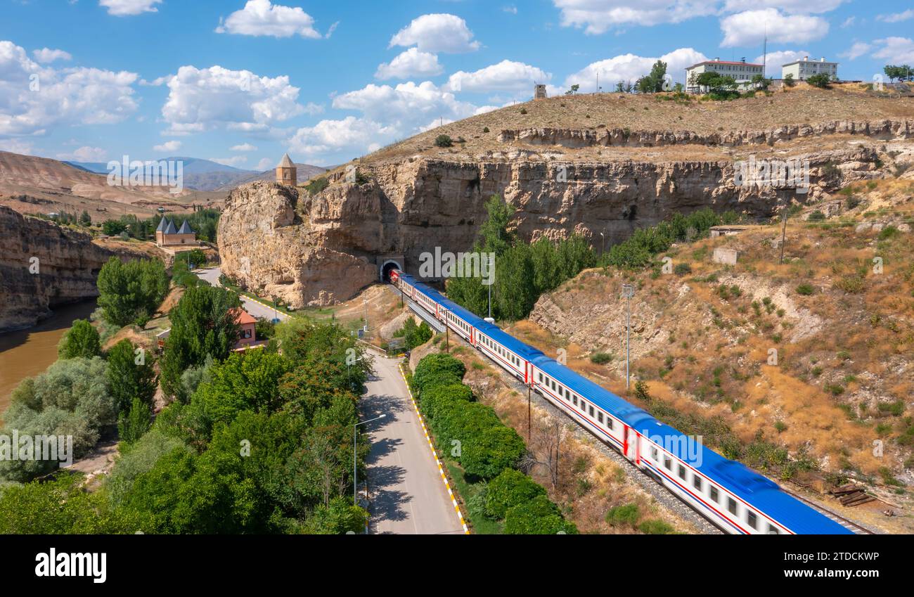 Melik brown hi-res stock photography and images - Alamy