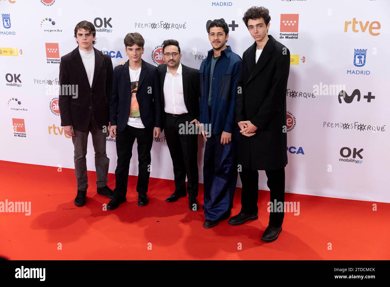 Madrid, Spain. 16th Dec, 2023. The cast of the film 'La sociedad de la ...