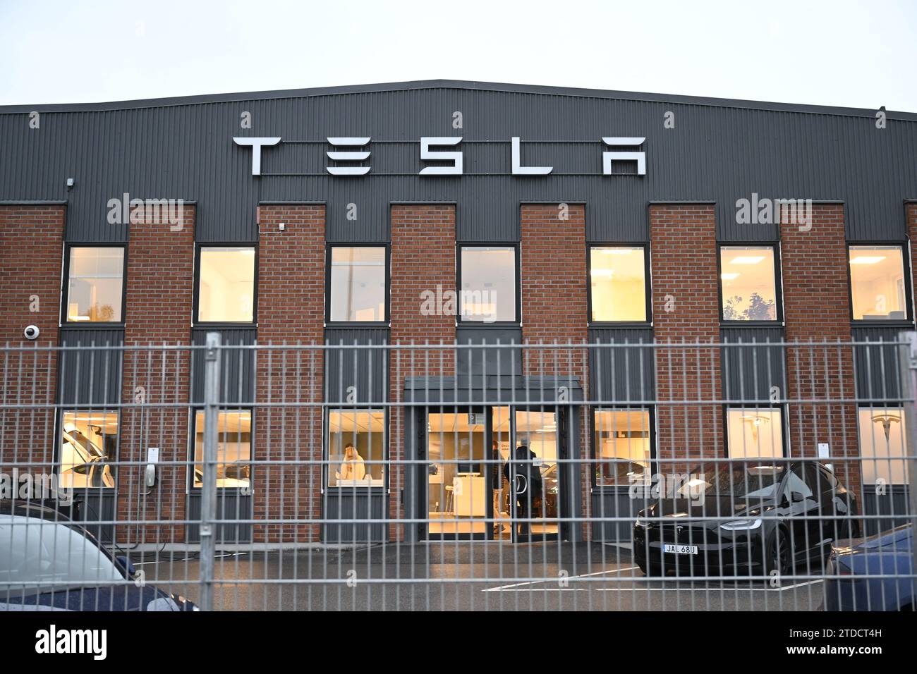 Stockholm, Sweden. 27th Oct, 2023. Picket guards outside Tesla's ...